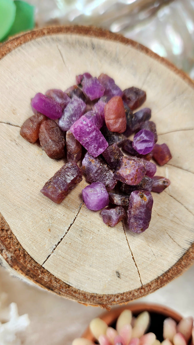 RUBY BARS – Crystal Islands